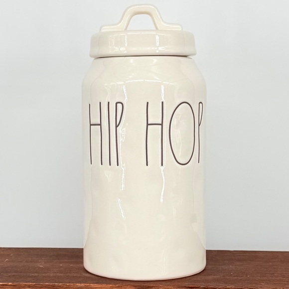 Rae Dunn | Kitchen | Rae Dunn Artisan Collection By Magenta Hip Hop ...